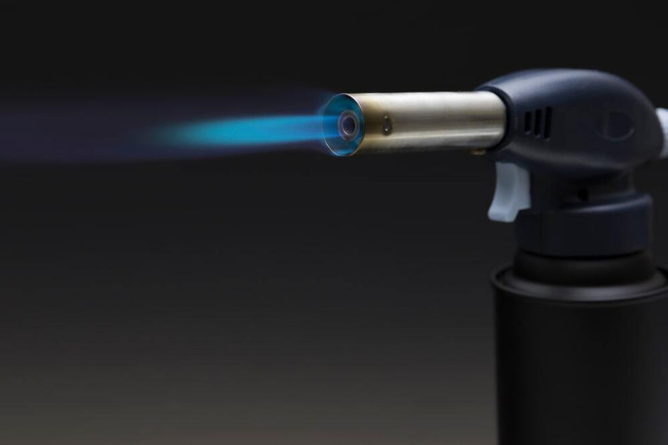 What is a Dab Torch? – ABSNTMINDED